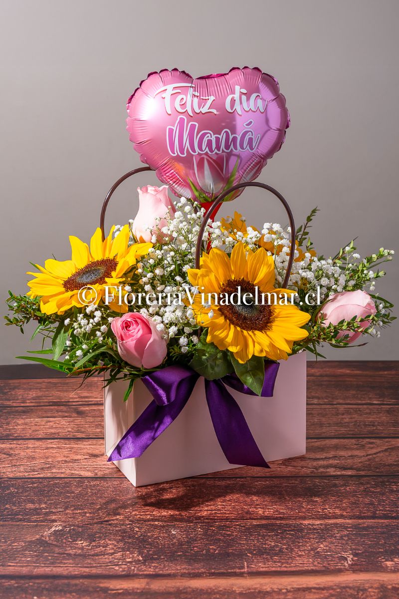 Abracito de Flores con Globo Feliz Día Mamá